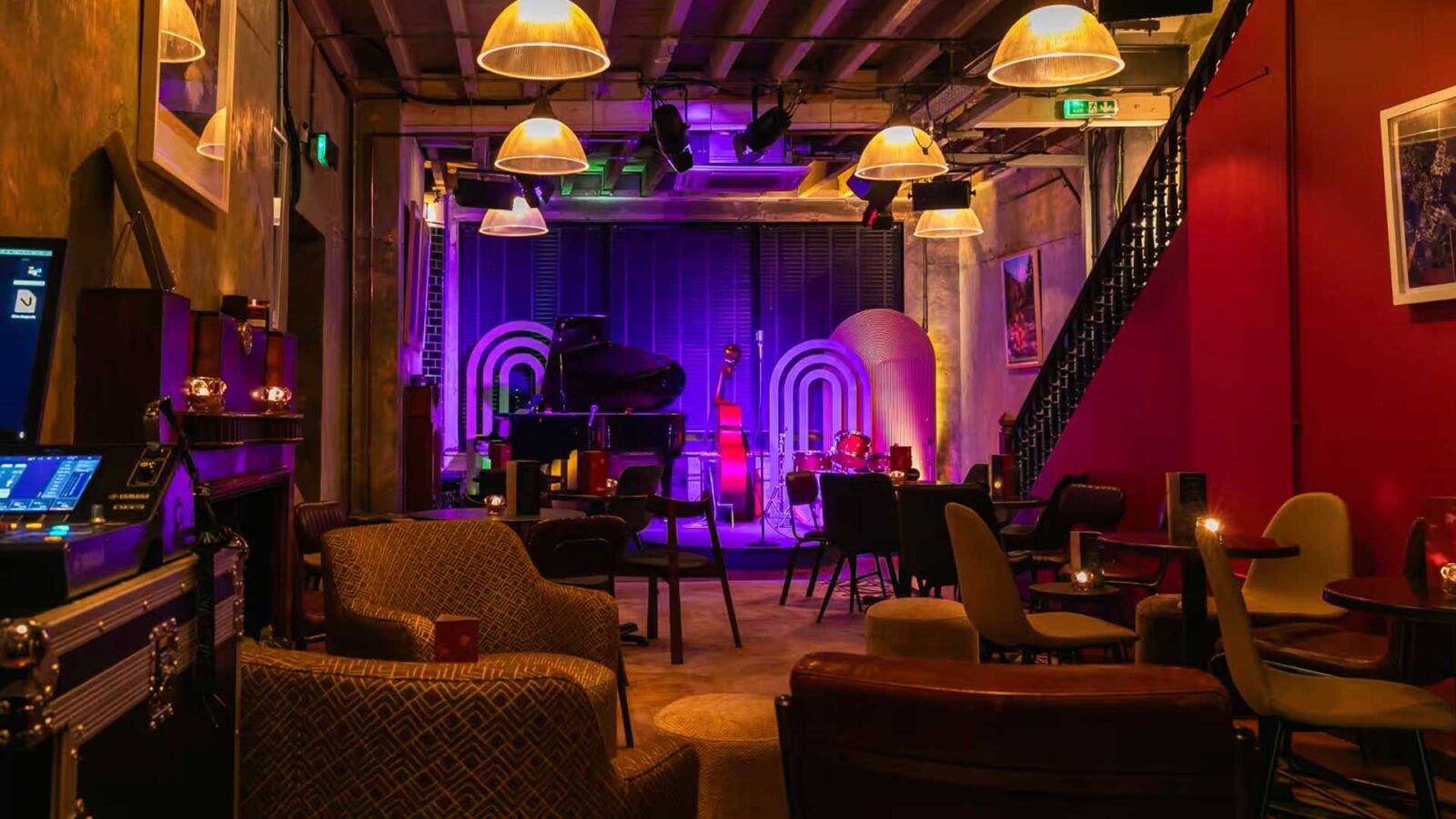 London’s Hidden Gems: The Best Bars You Need to Visit Right Now - Insignia